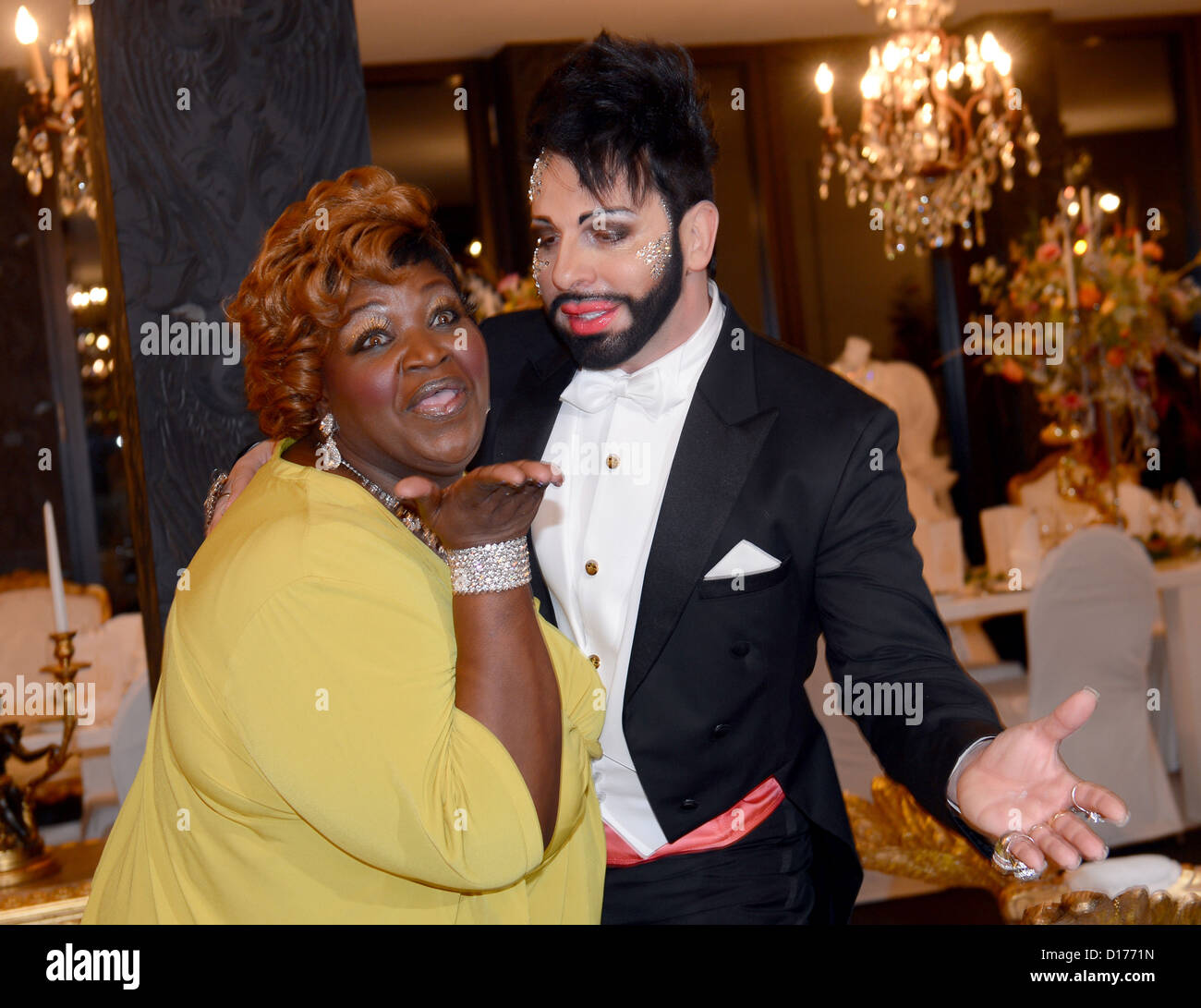 Dynelle rhodes (weather girls) hi-res stock photography and images - Alamy