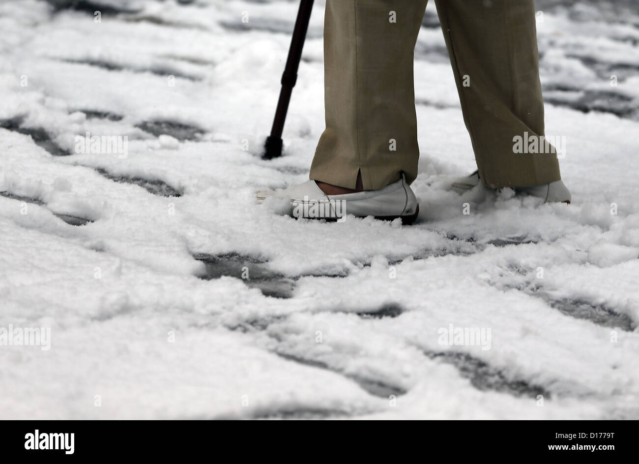 Use a cane hi-res stock photography and images - Alamy