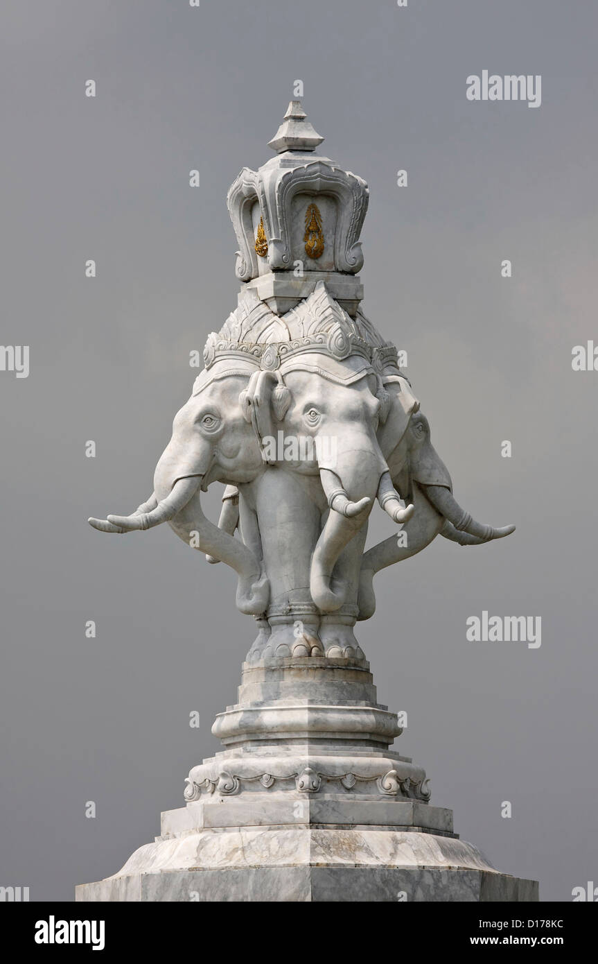 Thailand, Bangkok, downtown, elephants monument Stock Photo - Alamy