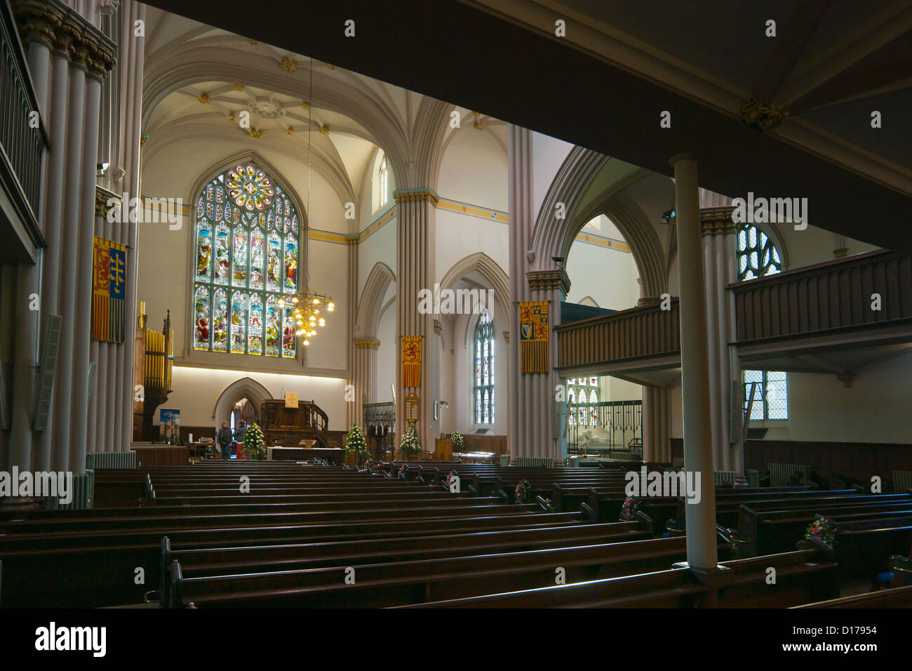Interior dunfermline abbey dunfermline scotland hi-res stock ...