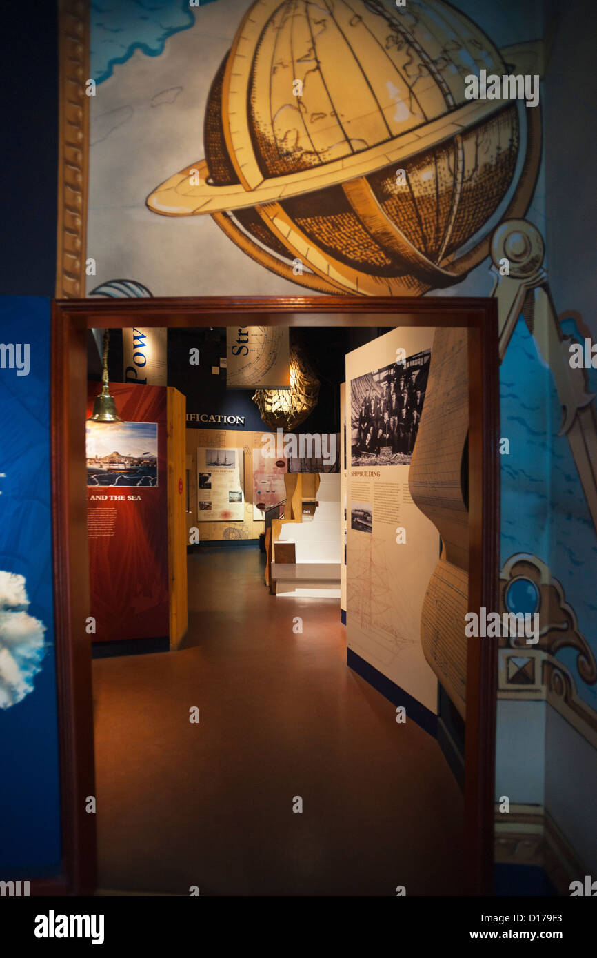 Discovery Point Visitor Centre, Dundee, Scotland, UK Stock Photo - Alamy
