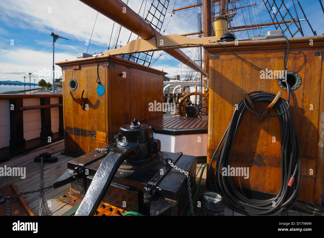 Discovery Point Visitor Centre, HMS / RRS ship, Dundee, Scotland, UK ...