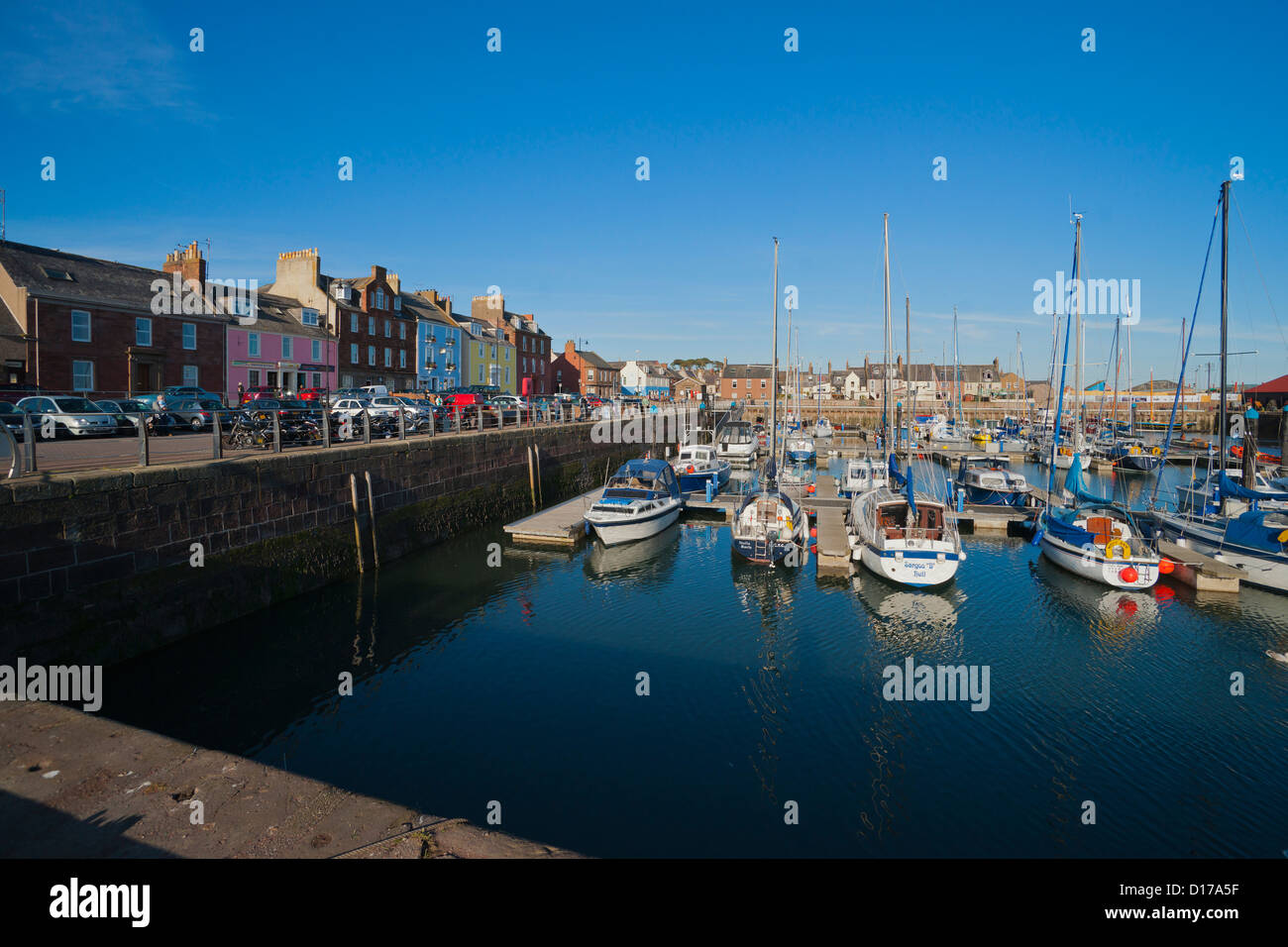 Perth harbour scotland hi-res stock photography and images - Alamy