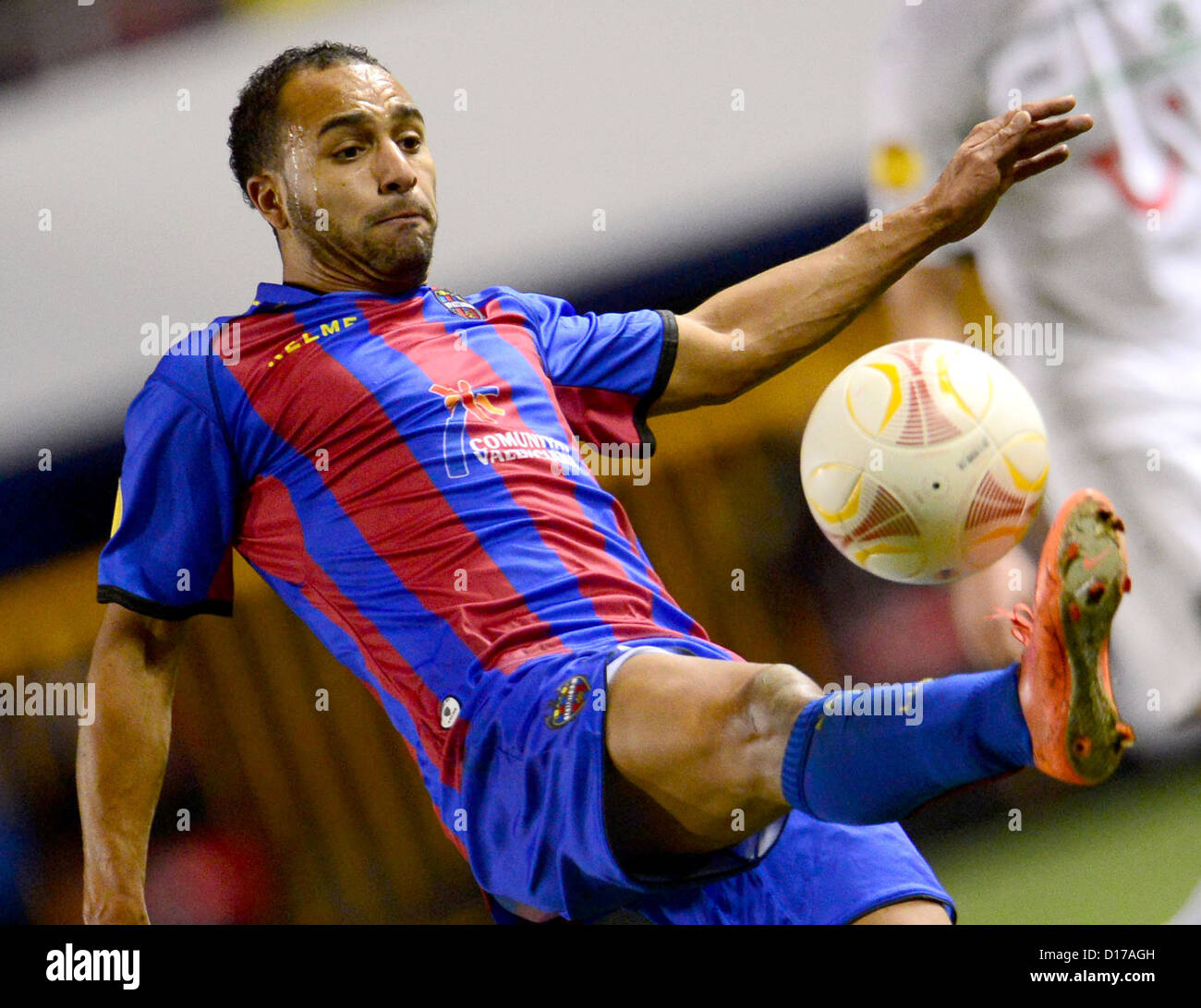 Levante's Nabil El Zhar kicks the ball during the Europa League Group L ...