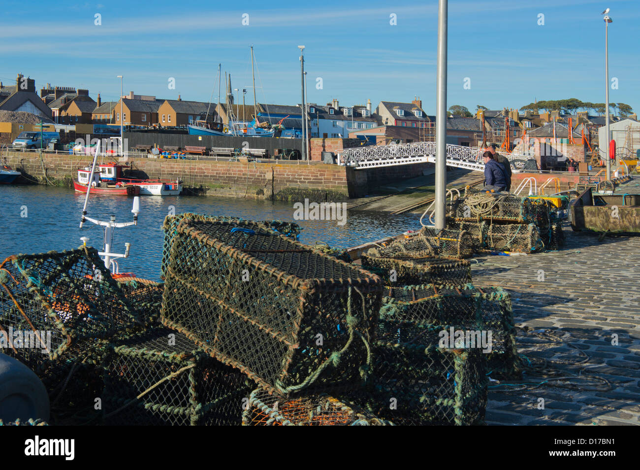 Perth harbour scotland hi-res stock photography and images - Alamy