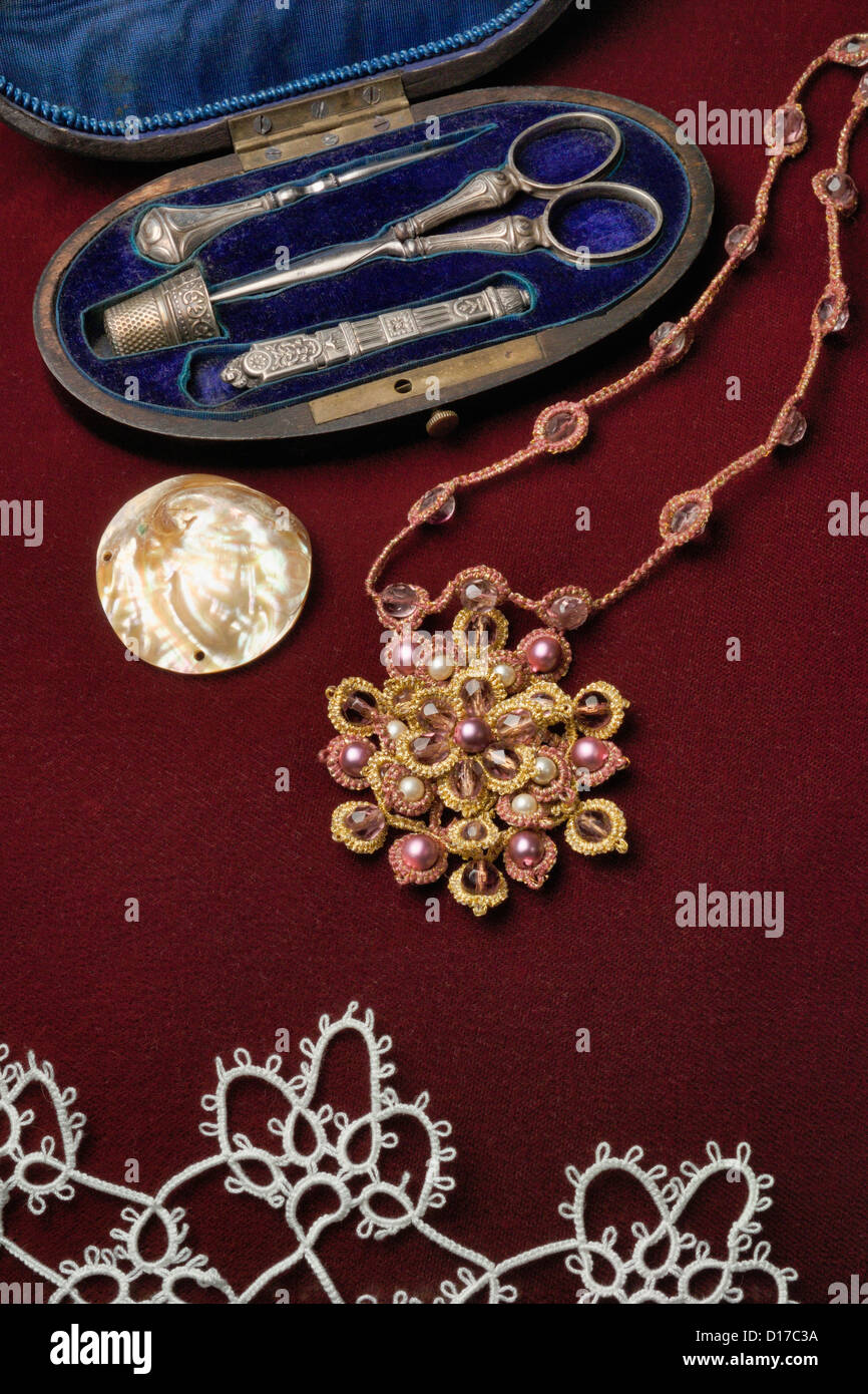 Italian lace hi-res stock photography and images - Alamy