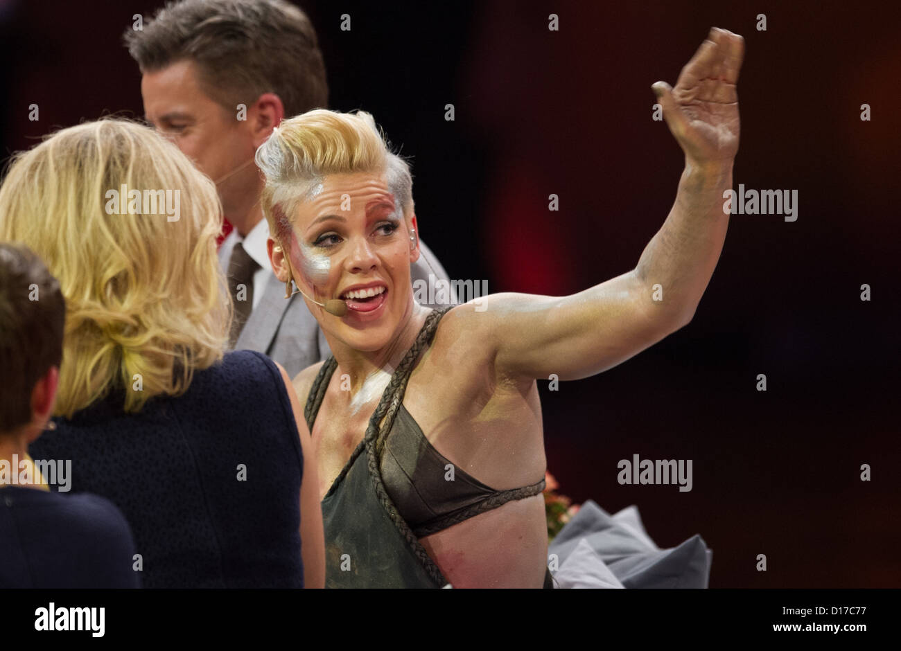 US singer Pink waves and smiles as she attends the German TV show ...