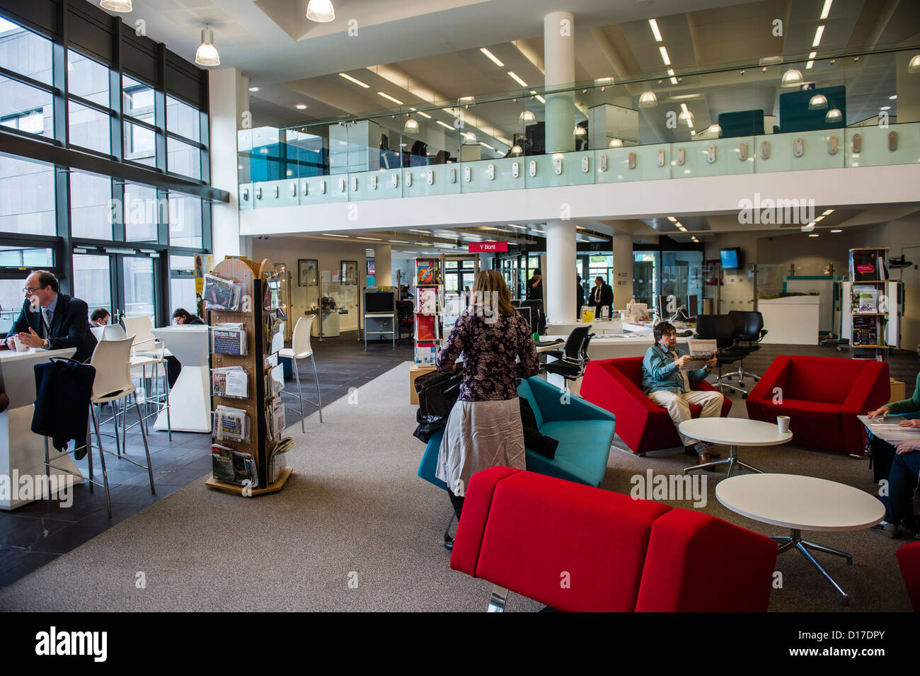 Government office interior hi-res stock photography and images - Alamy
