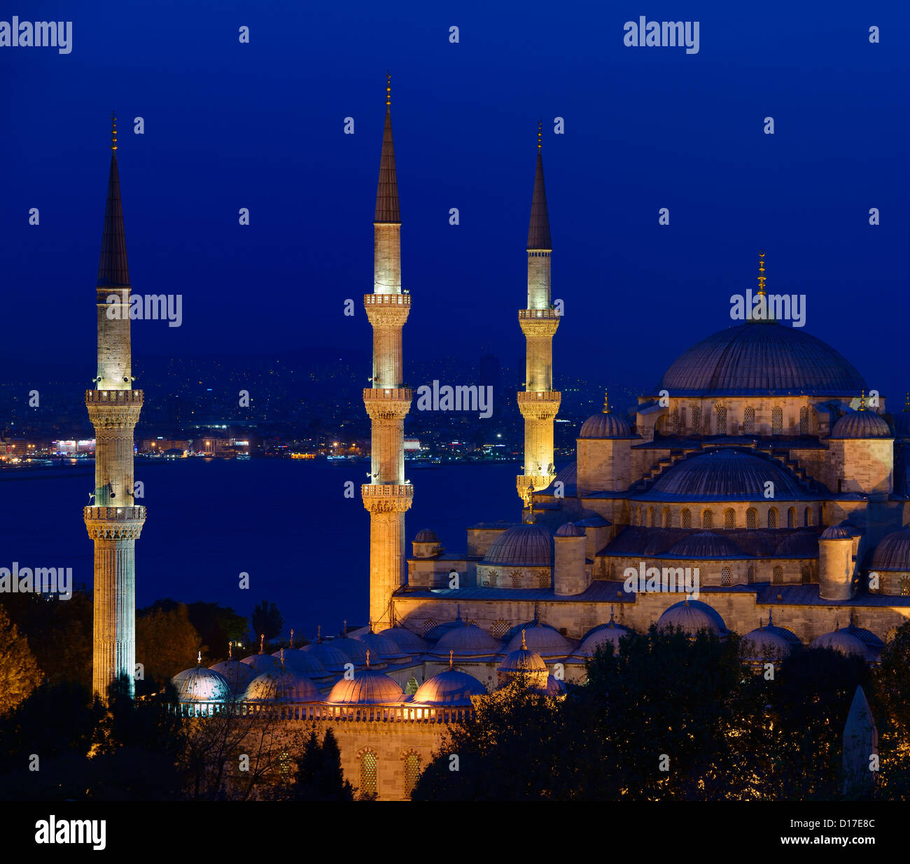 Minarets of blue mosque hi-res stock photography and images - Alamy