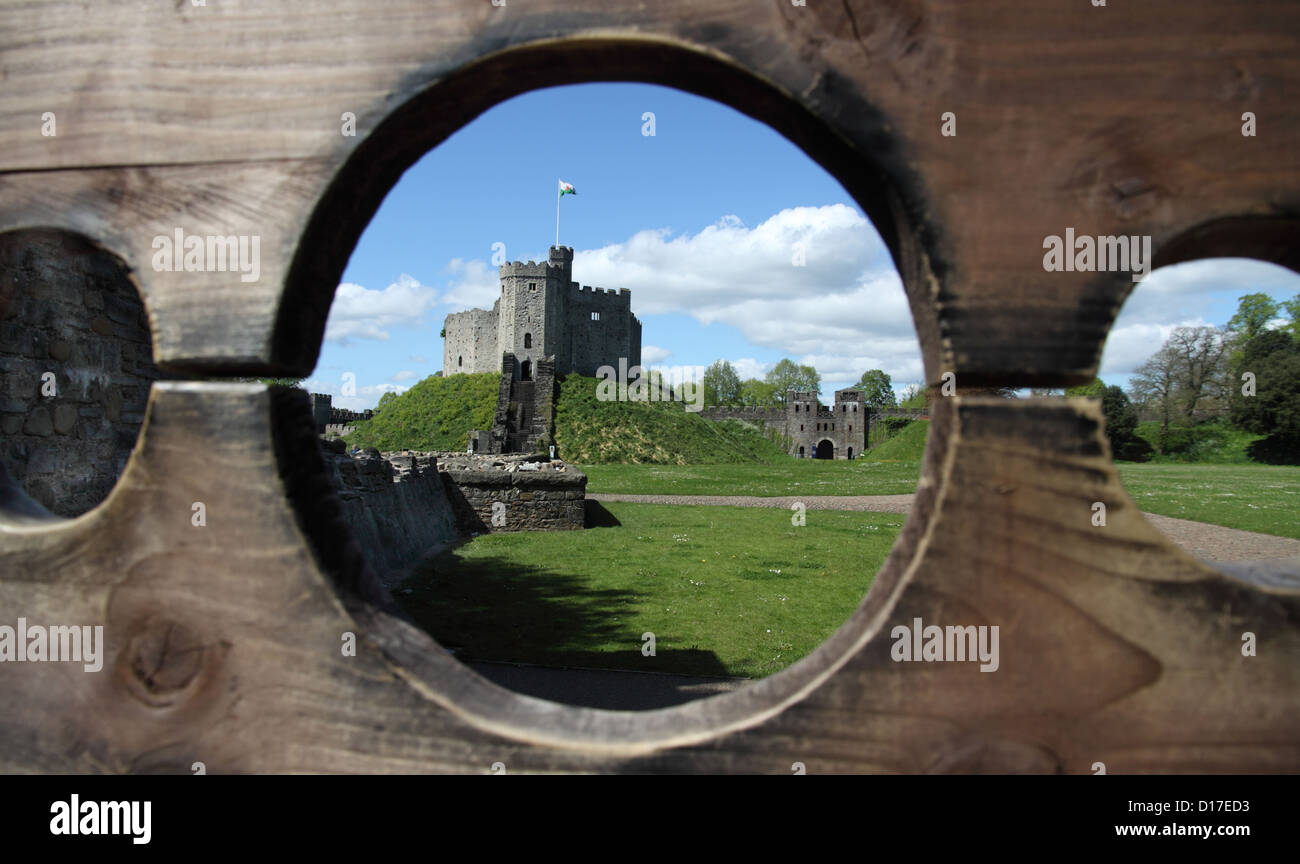 12th century castle and keep hi-res stock photography and images - Alamy