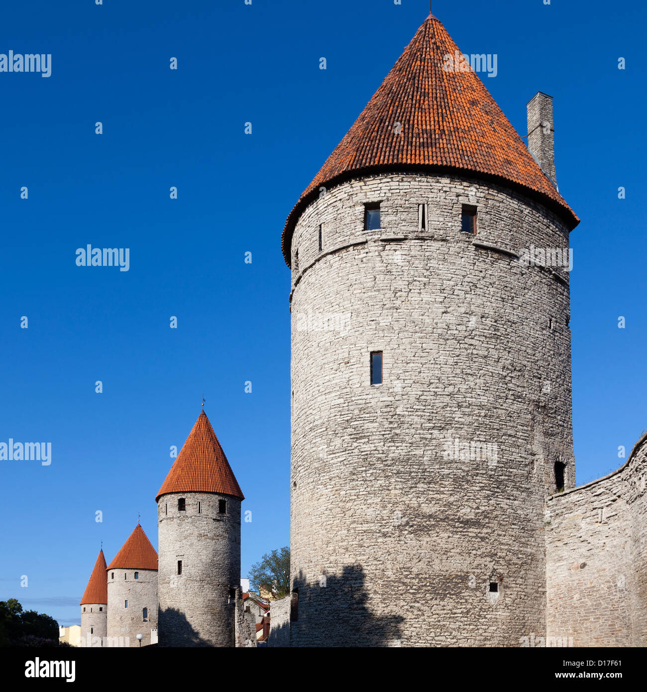 Medieval city wall with windows Stock Photo - Alamy