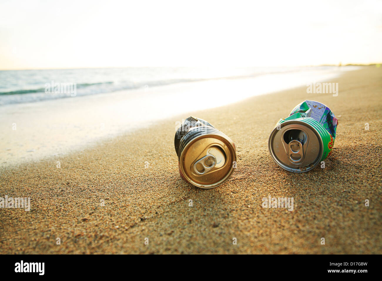 Hawaii, Oahu, Aluminum Cans On The Beach Stock Photo - Alamy