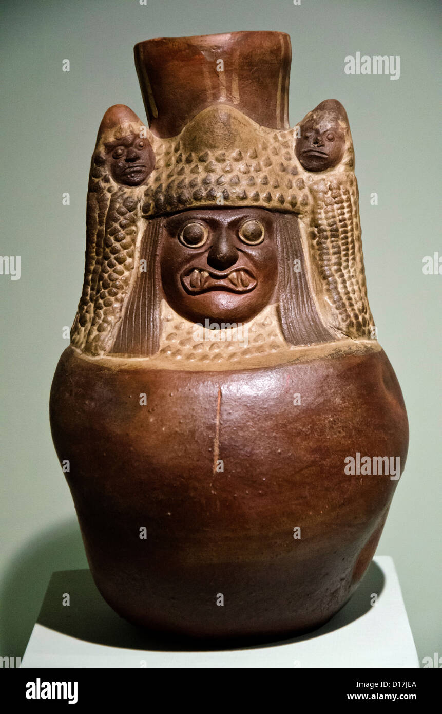 Moche culture portrait vessel hi-res stock photography and images - Alamy
