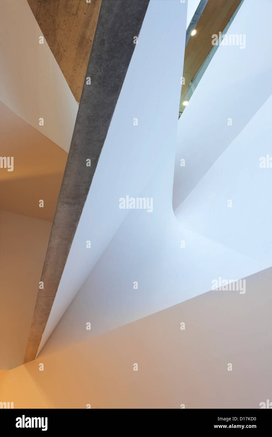 Tel Aviv Museum of Art, Tel Aviv, Israel. Architect: Preston Scott ...