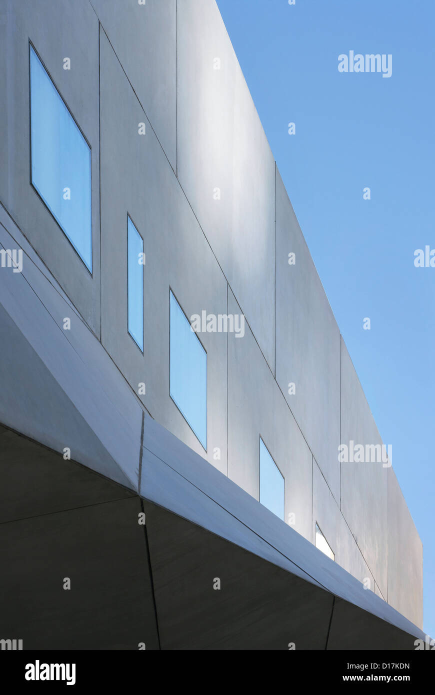 Tel Aviv Museum of Art, Tel Aviv, Israel. Architect: Preston Scott ...