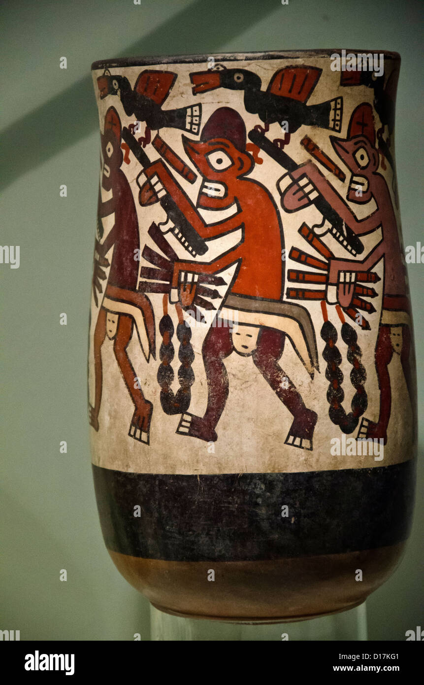 Ceramic vessel Nazca culture 100 BC-800 BC Perú Stock Photo - Alamy