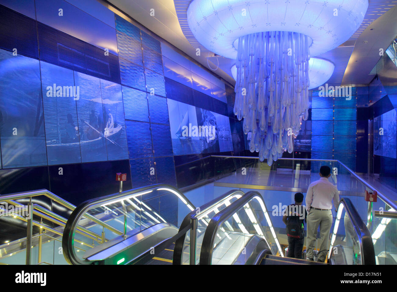 Dubai Metro Train Station Interior High Resolution Stock Photography ...