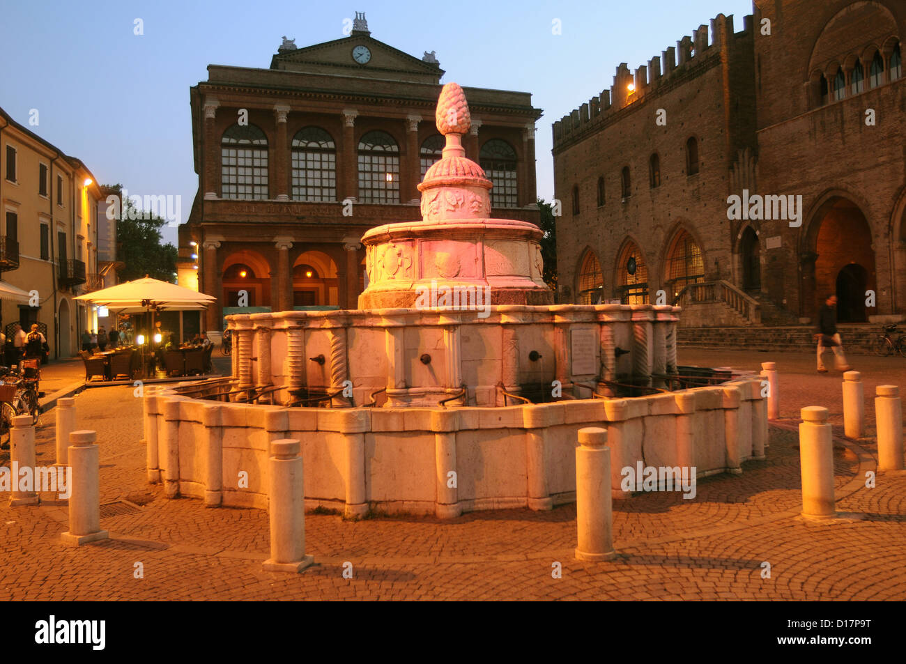 Rimini square hi-res stock photography and images - Alamy