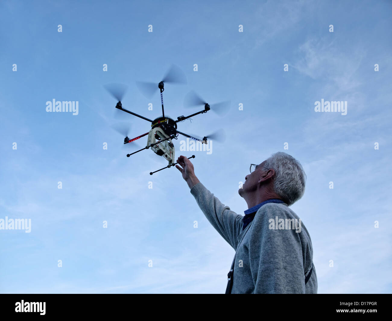 Electric flying machine hi-res stock photography and images - Alamy
