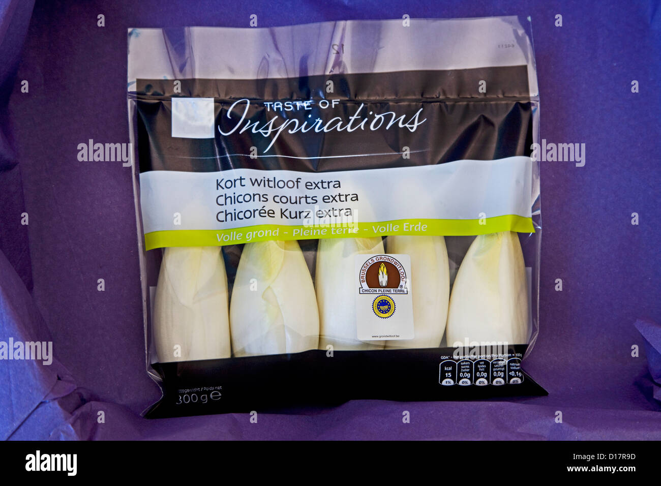 Endives hi-res stock photography and images - Alamy
