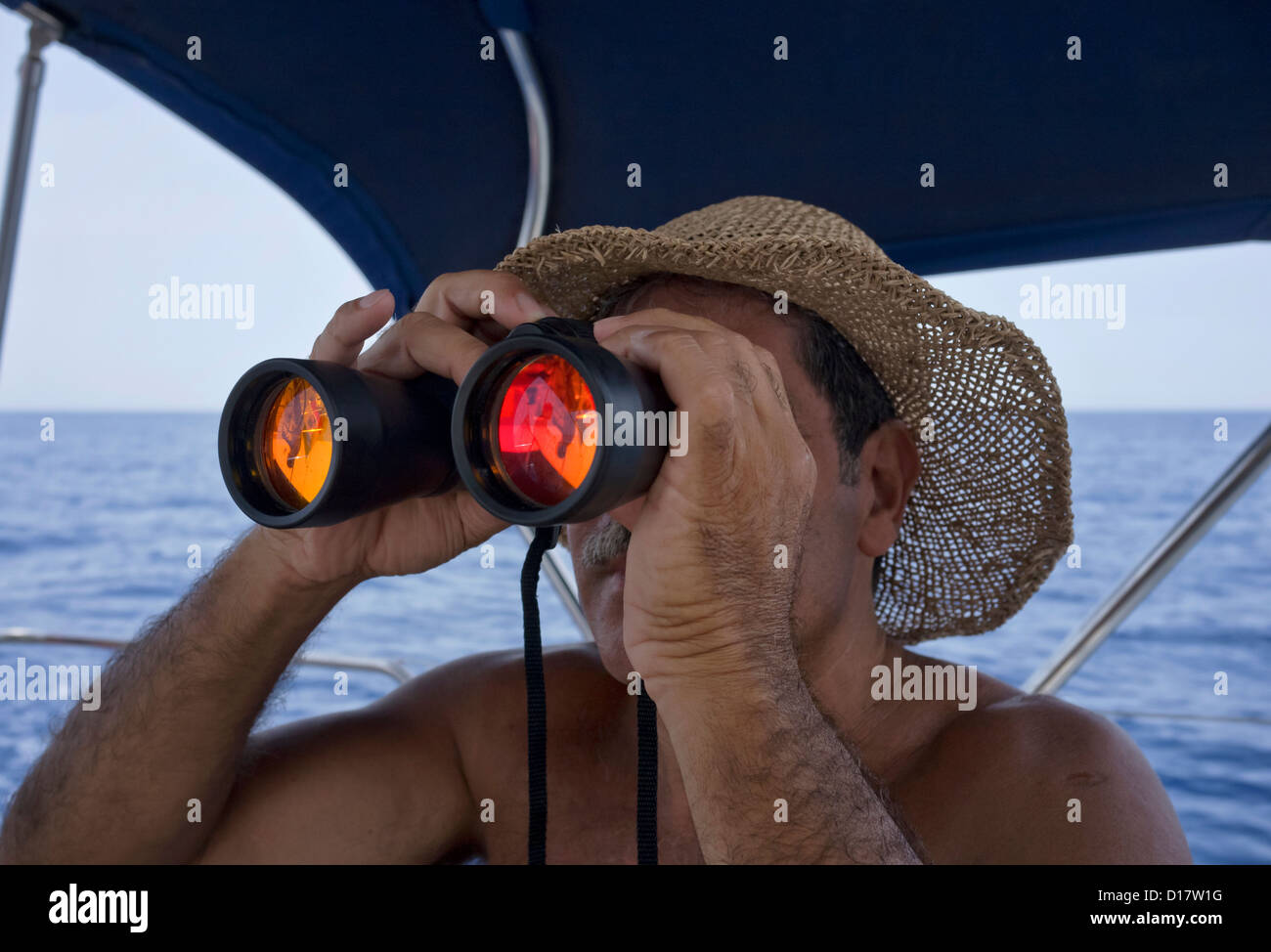 Binoculars, sailing boat hi-res stock photography and images - Alamy