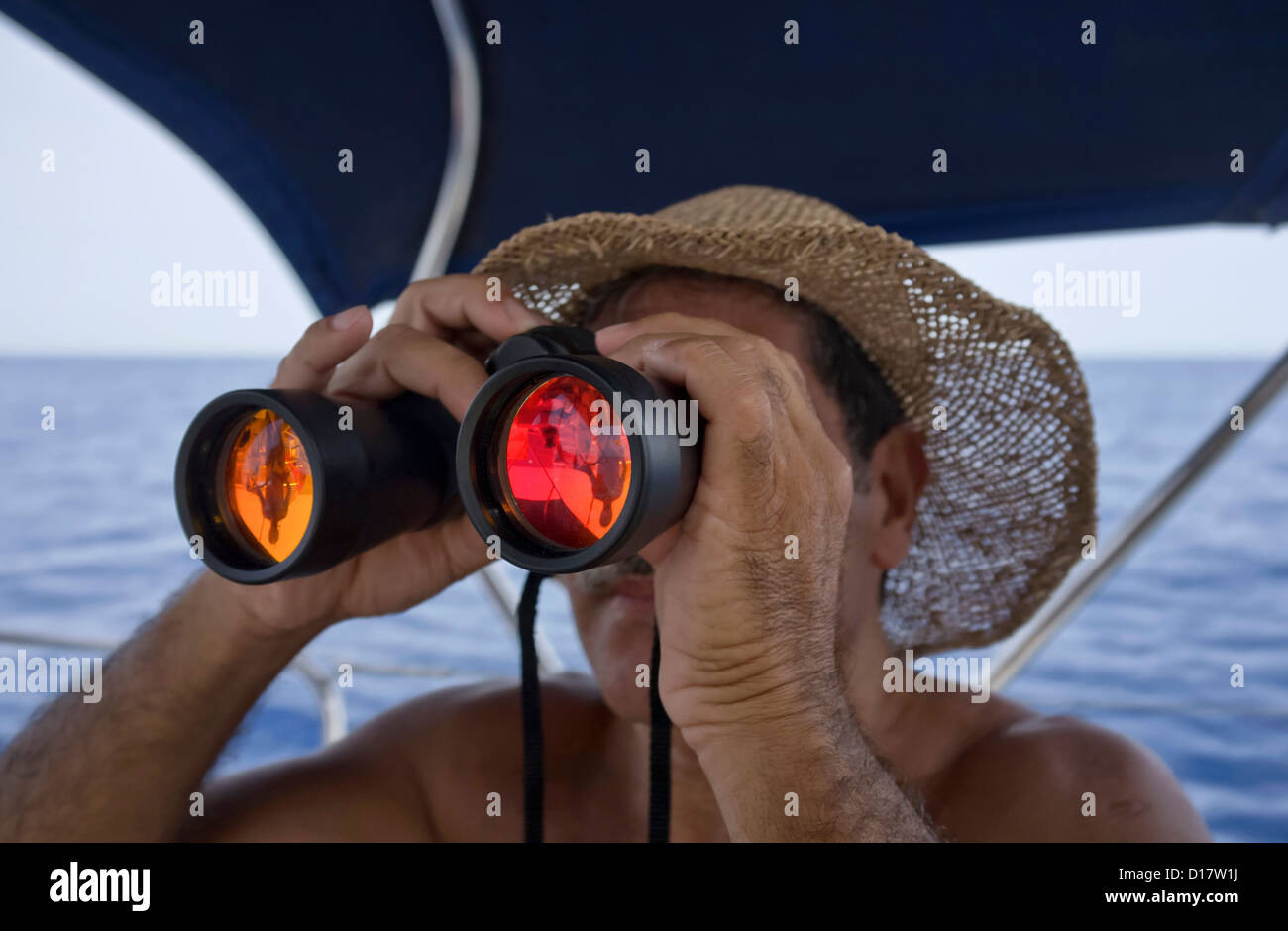 Binoculars, sailing boat hi-res stock photography and images - Alamy