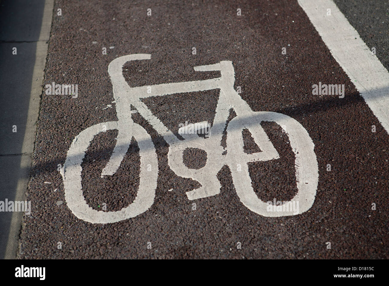 Cycle sign hi-res stock photography and images - Alamy