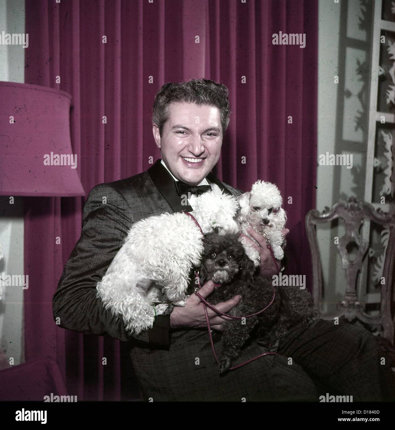 Inc globe photos hi-res stock photography and images - Alamy