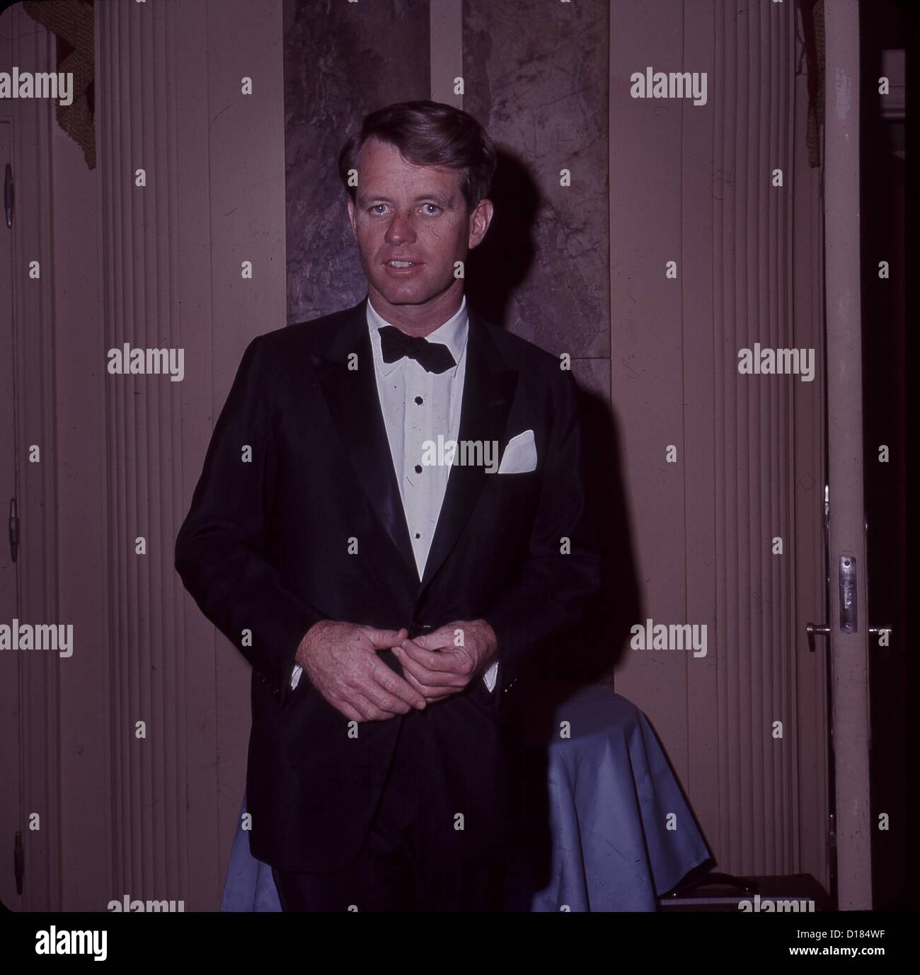 Robert kennedy 1968 hi-res stock photography and images - Alamy