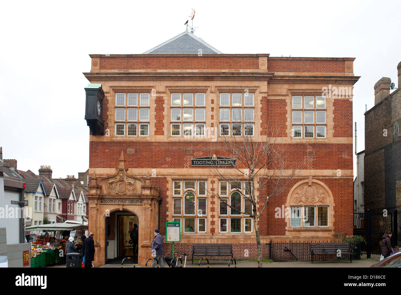 Tooting Library Building in South West London, 2012 Stock Photo - Alamy