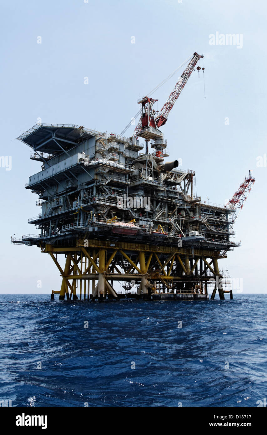 Italy, Sicily, Mediterranean Sea, Sicily Channel, offshore oil platform ...