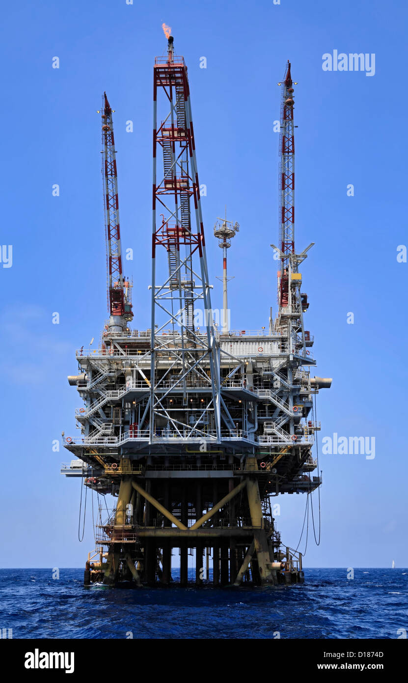 Italy, Sicily, Mediterranean Sea, Sicily Channel, offshore oil platform ...
