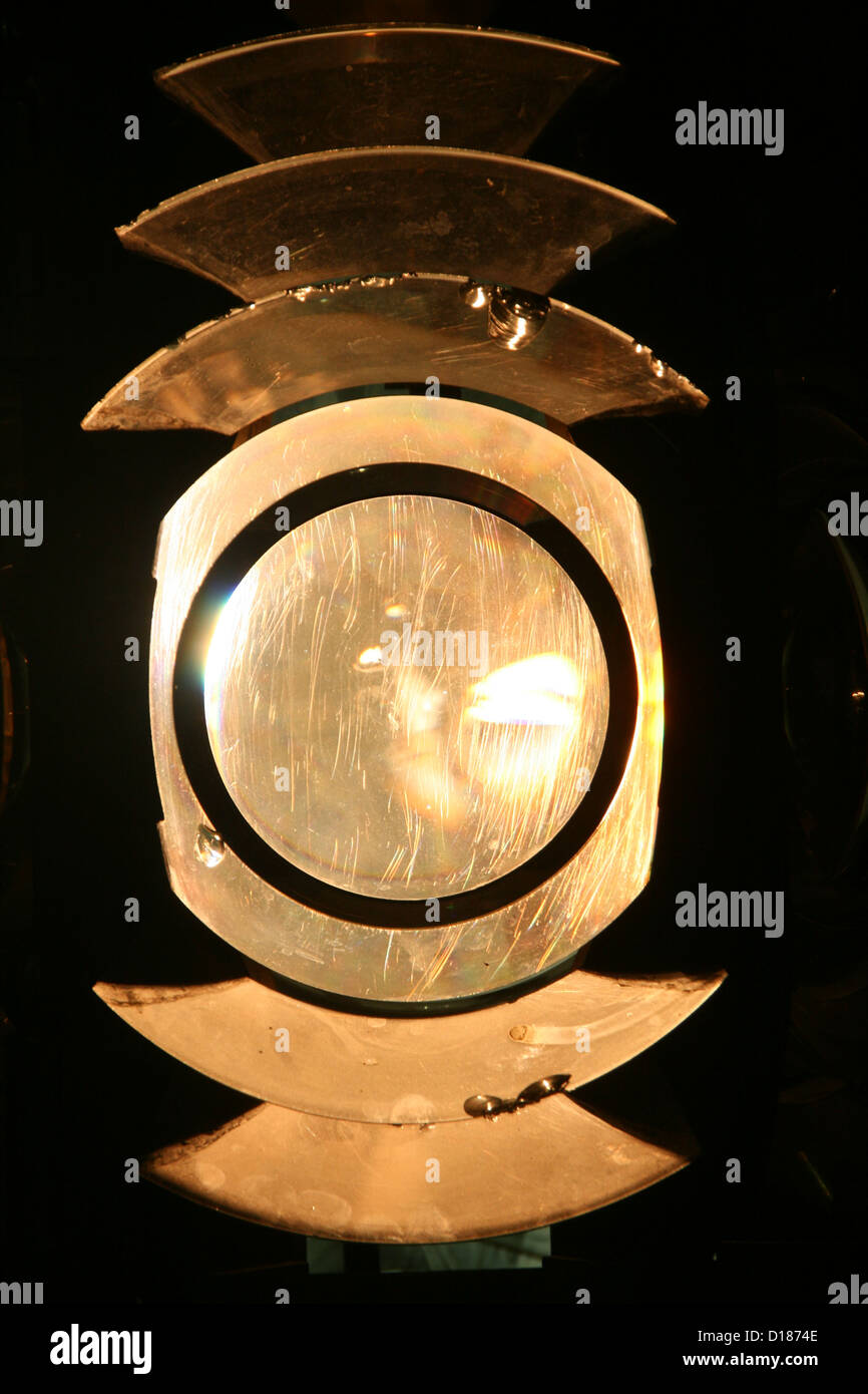 Revolving light lighthouse hi-res stock photography and images - Alamy