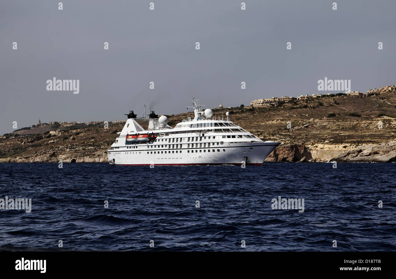 Malta Island, Gozo, cruise ship Stock Photo - Alamy