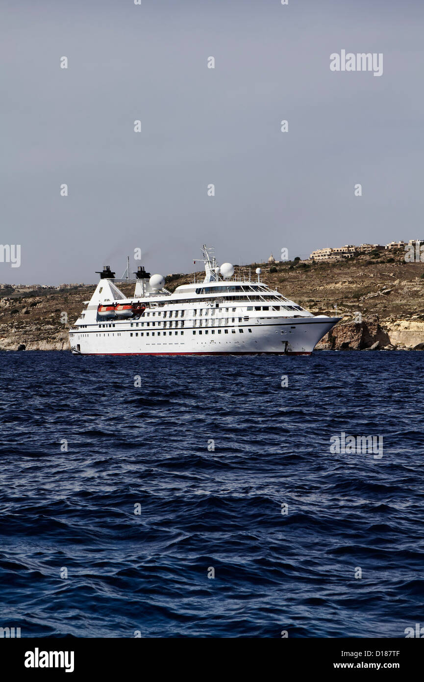 Malta Island, Gozo, cruise ship Stock Photo - Alamy