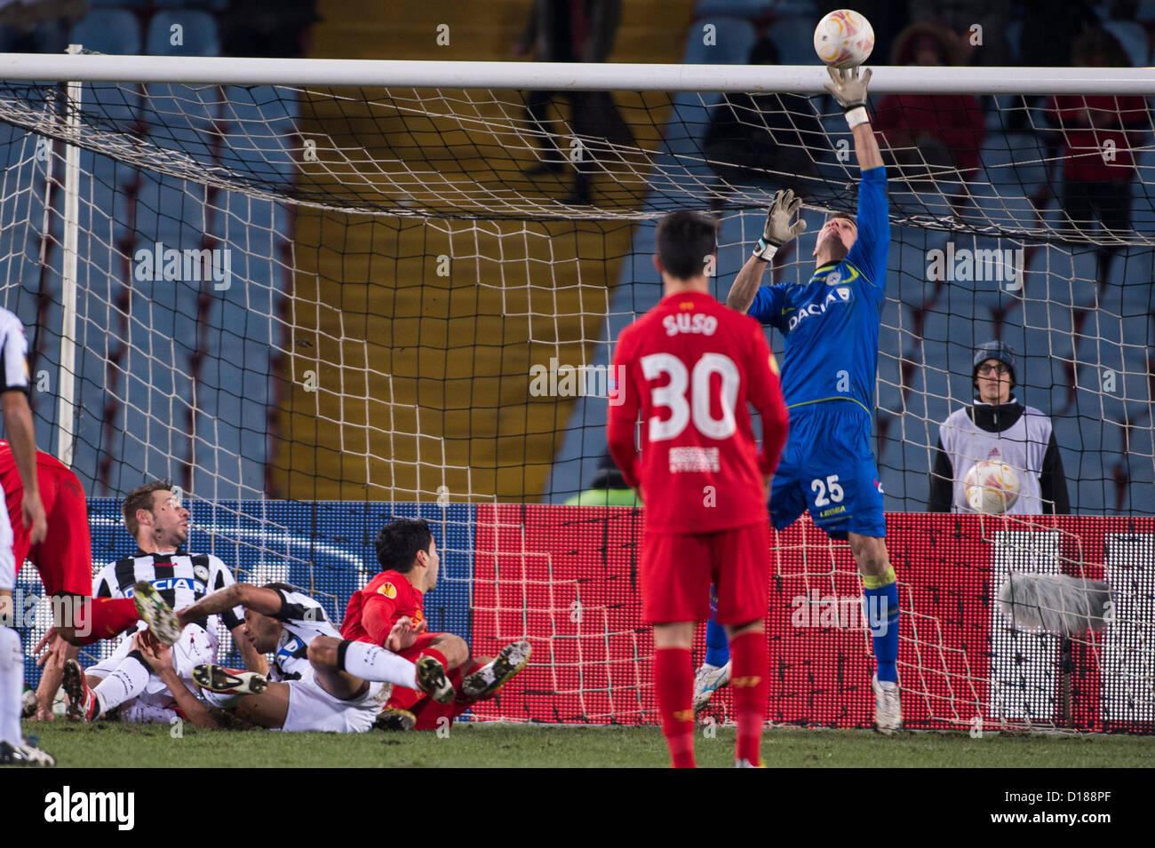 2012 uefa europa league final hi-res stock photography and images - Alamy