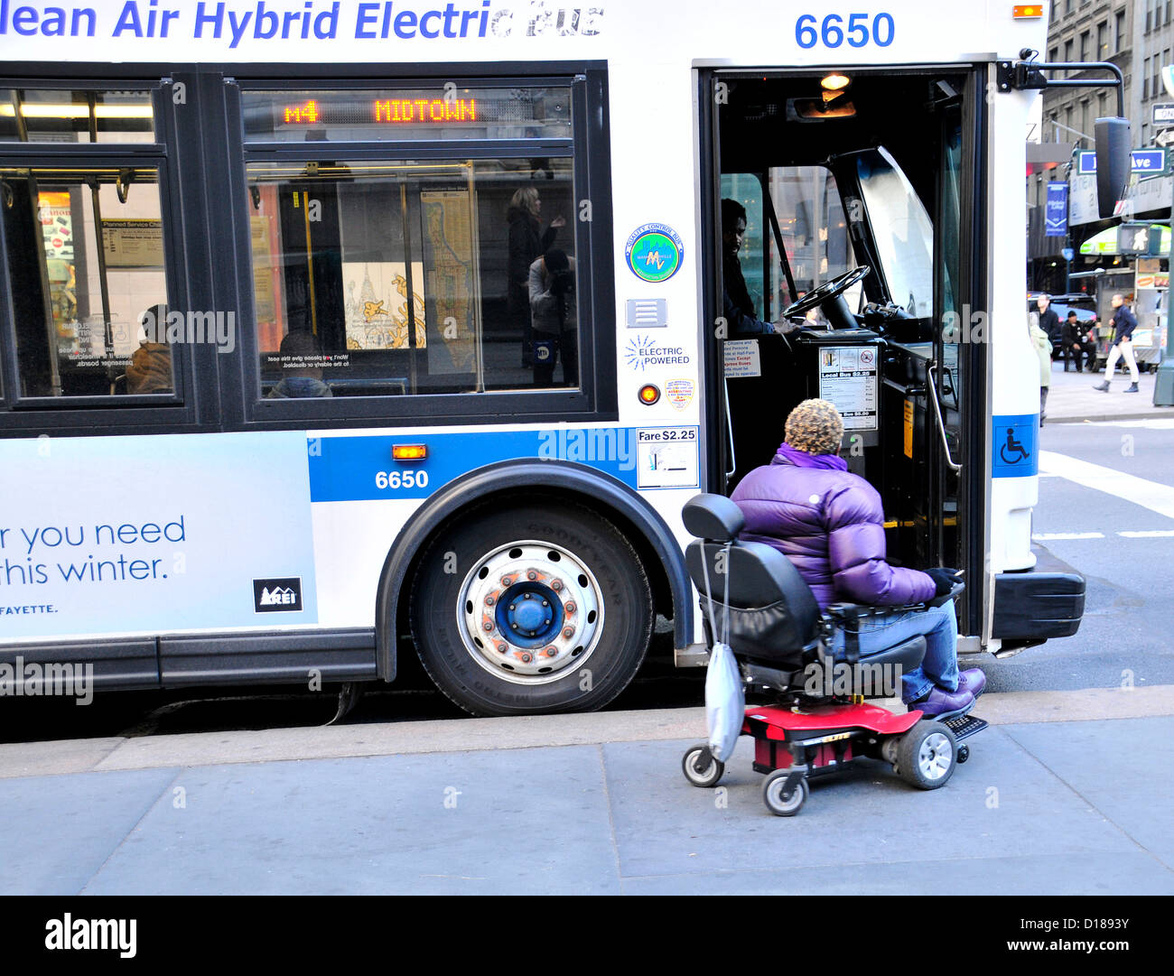New york city public transportation m4 mta bus hi-res stock photography ...