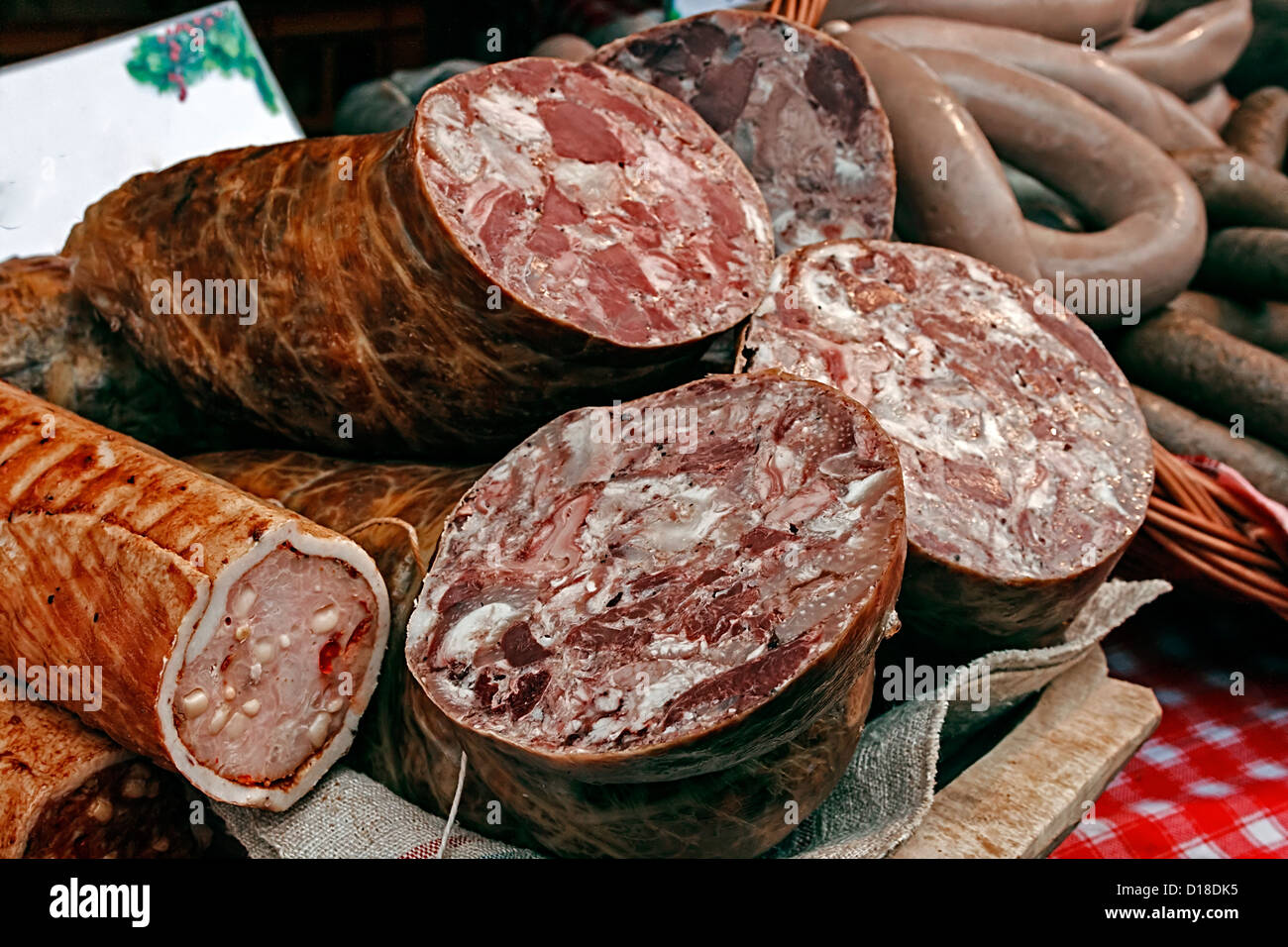 Romanian picnic hi-res stock photography and images - Alamy