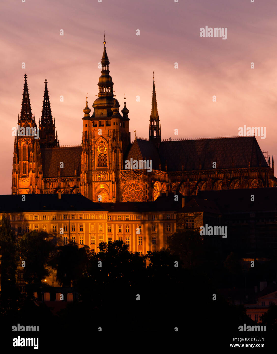 the historical center of Prague - castle on the Hradschin hill Stock ...