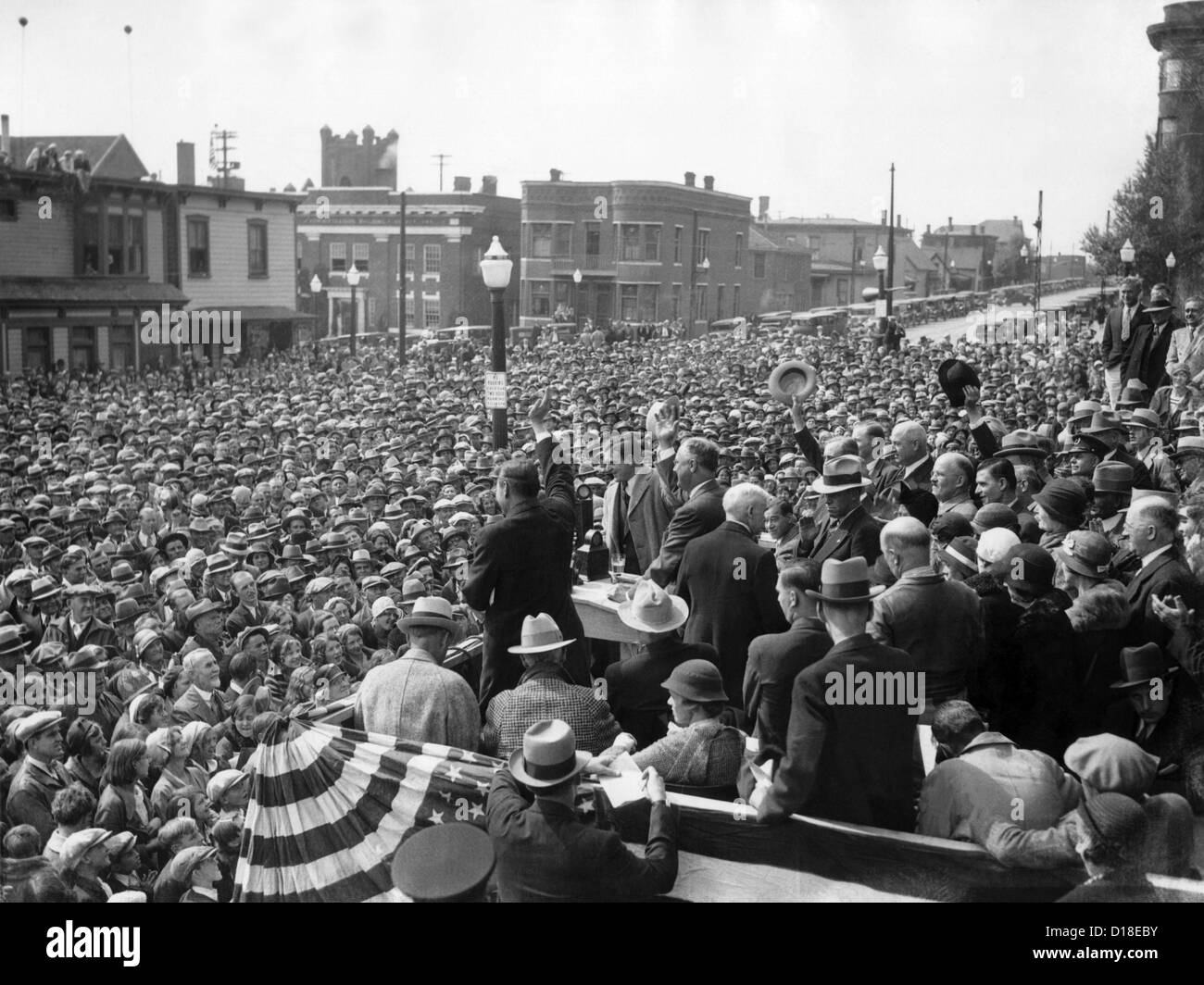 Democratic Presidential candidate, Franklin Roosevelt, speaks to a ...