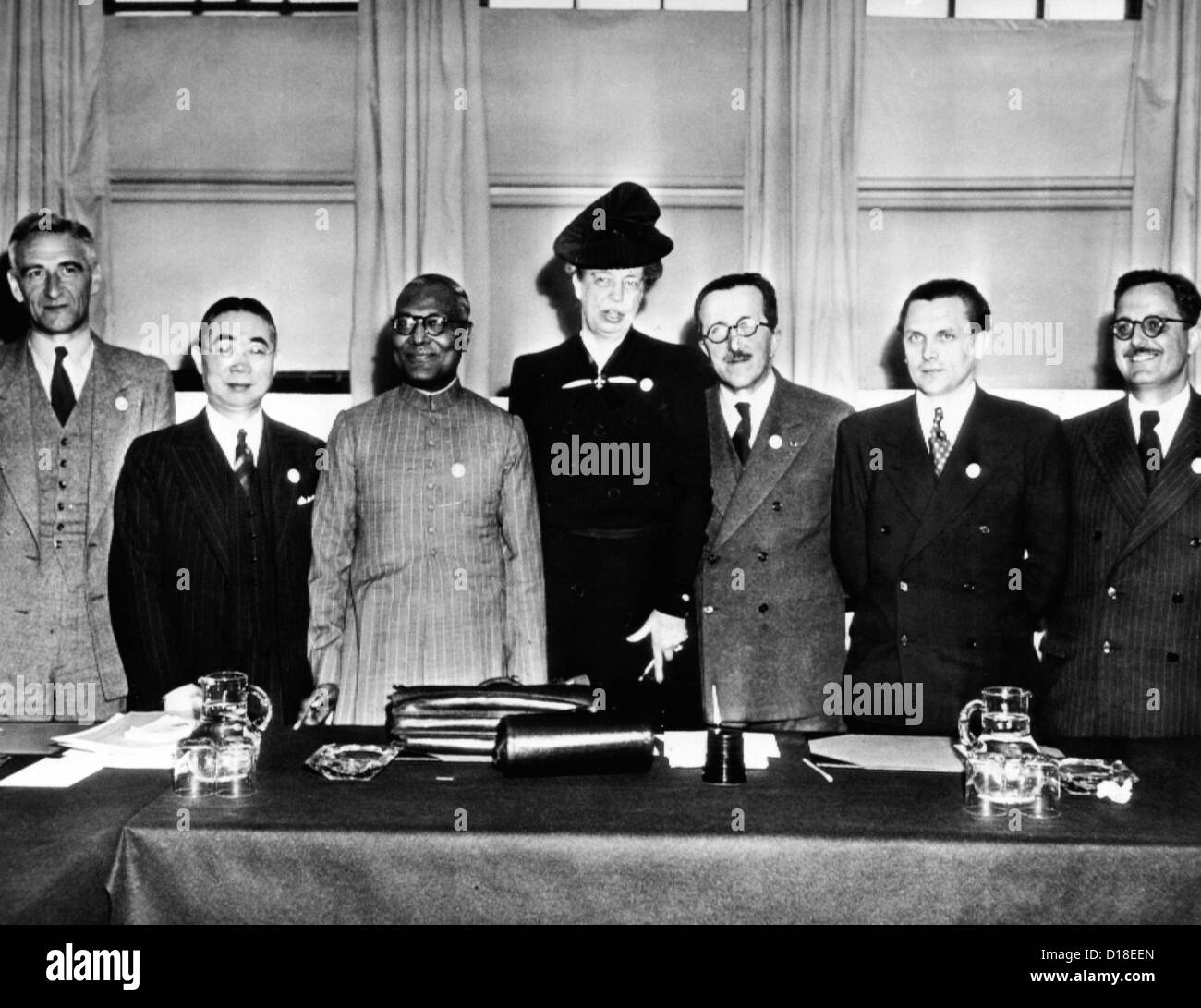 United nations first meeting Black and White Stock Photos & Images - Alamy