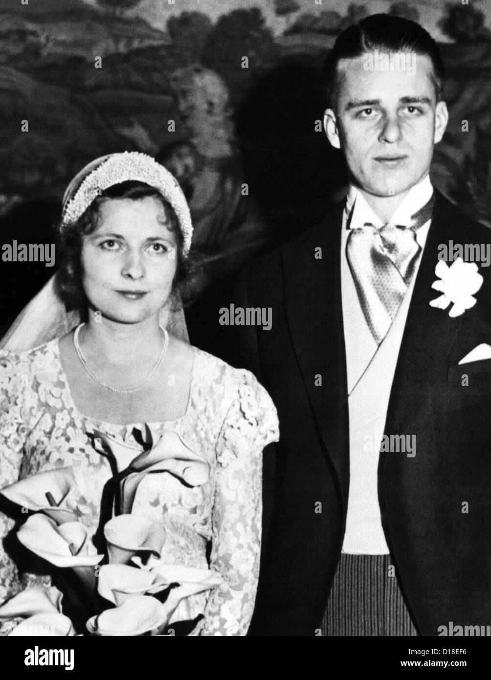 Elliot Roosevelt with his first wife, Elizabeth Browning Donner. They ...