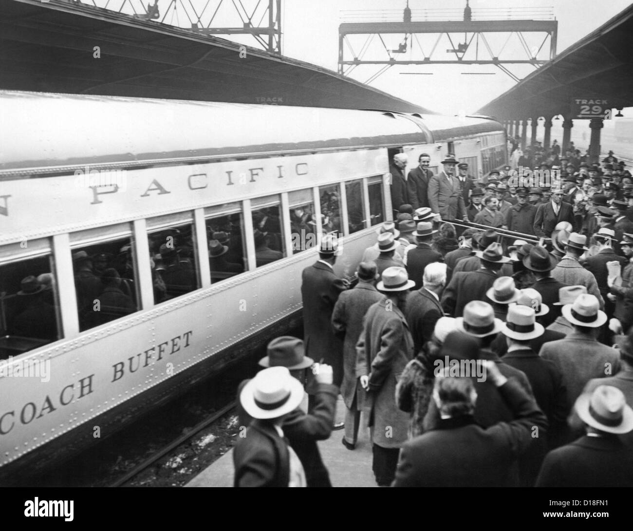 M 10000 union pacific hi-res stock photography and images - Alamy