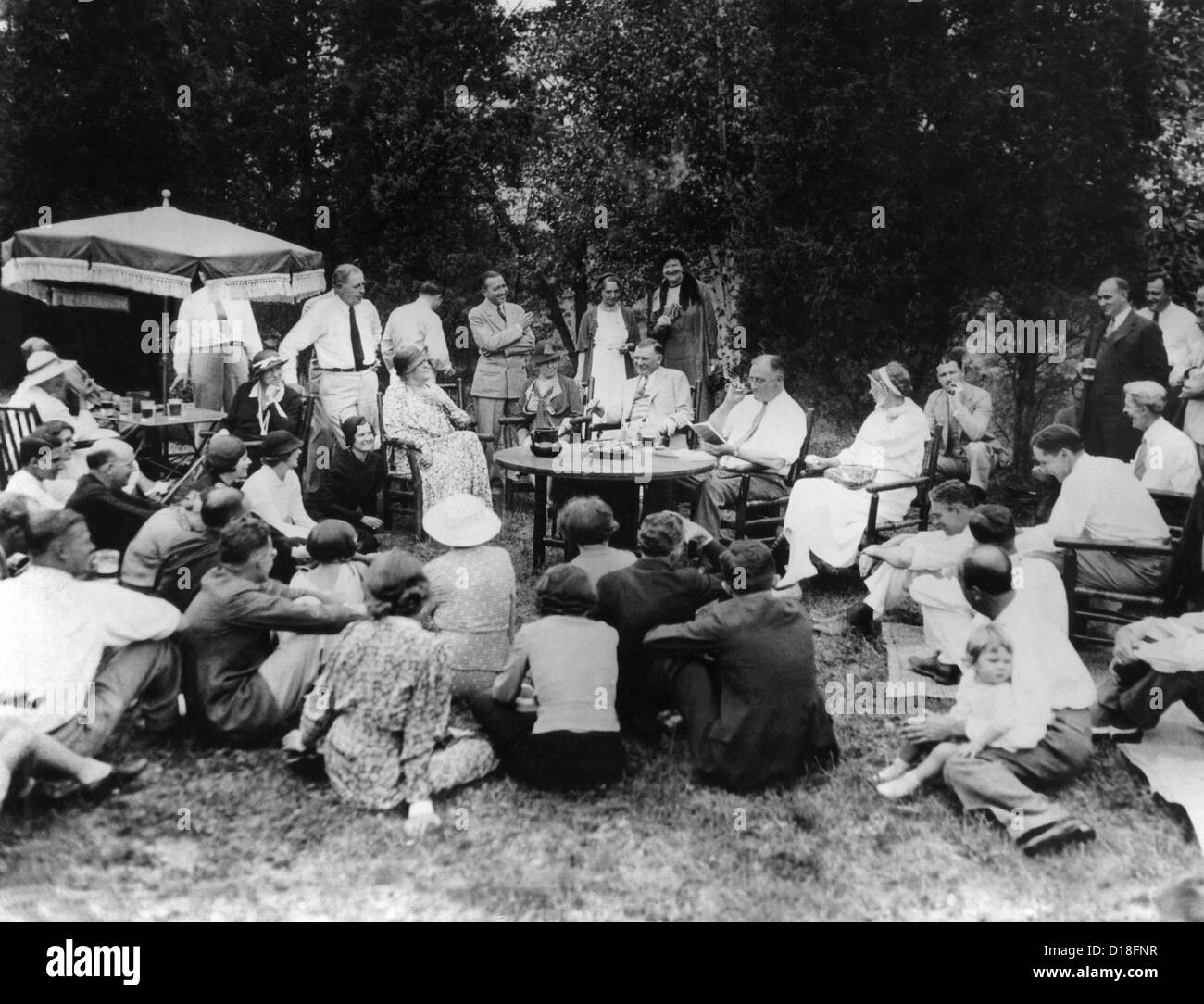 1930s garden party hi-res stock photography and images - Alamy