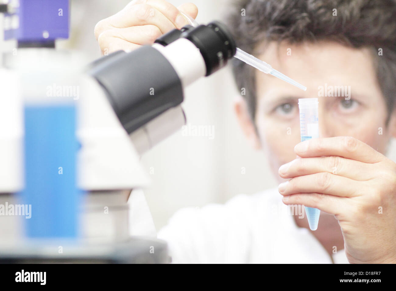 Lab technique hi-res stock photography and images - Alamy