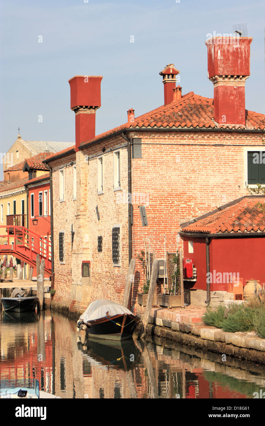 Typical Venetian Lagoon house at Torcello Island Stock Photo - Alamy