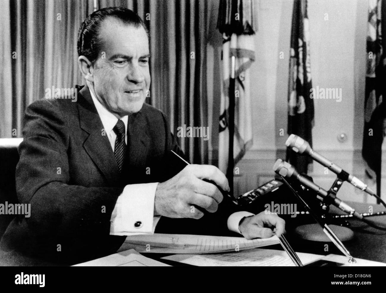 Tv audience hi-res stock photography and images - Alamy