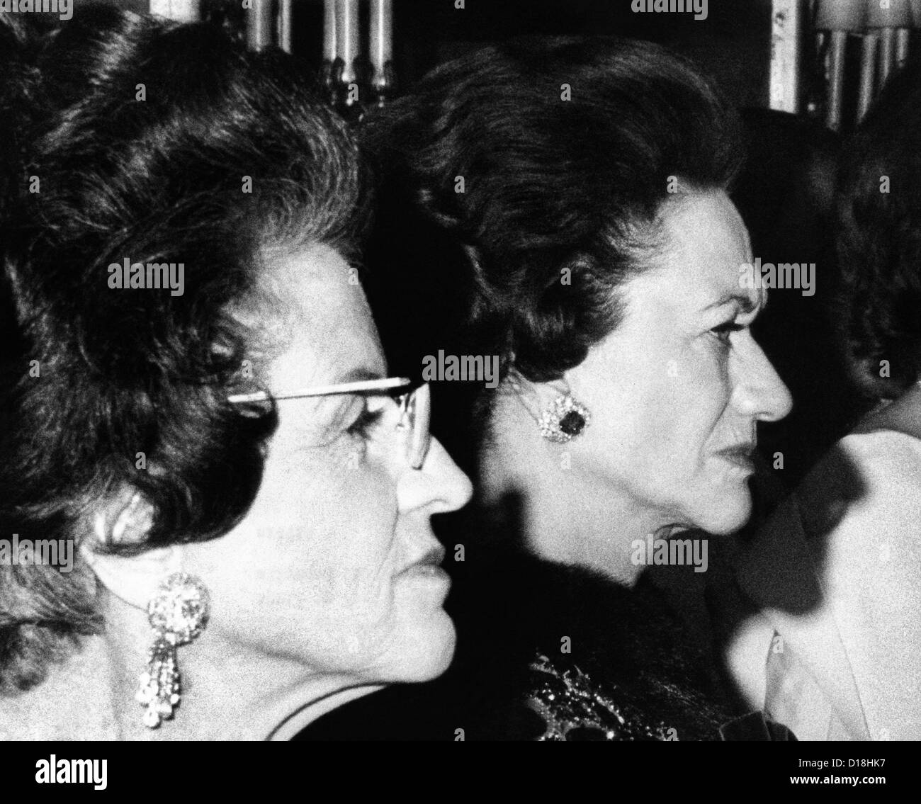 Duchess of windsor rose kennedy hi-res stock photography and images - Alamy