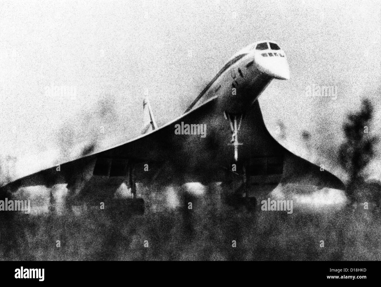The French-built Concorde takes off on a trial flight at Toulouse ...