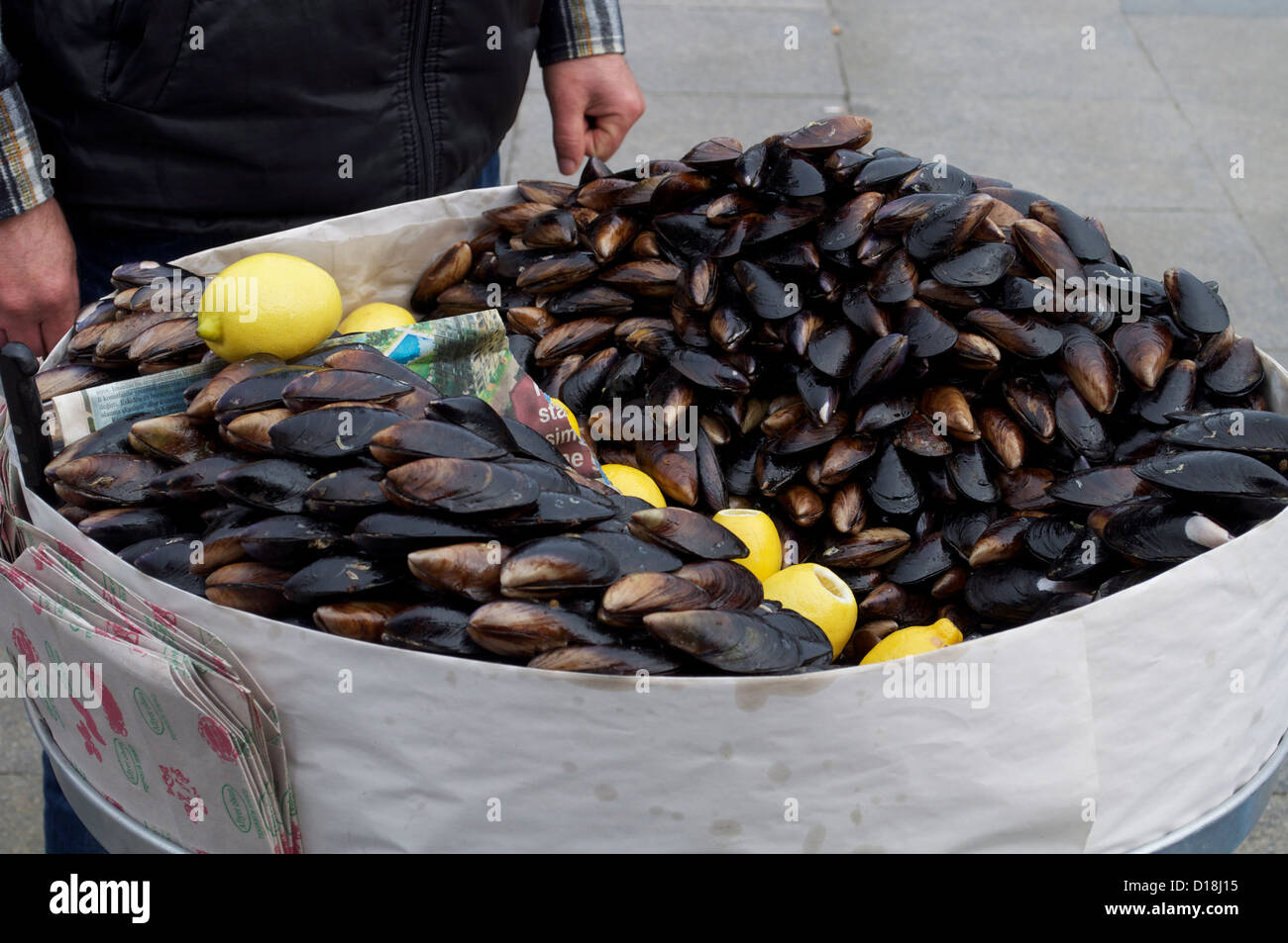 Fresh mussels for sale on the streets of Istanbul in Turkey Stock Photo ...